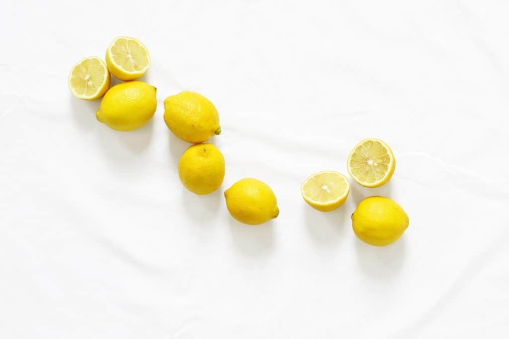 33 Fantastic Things to Do with Lemons